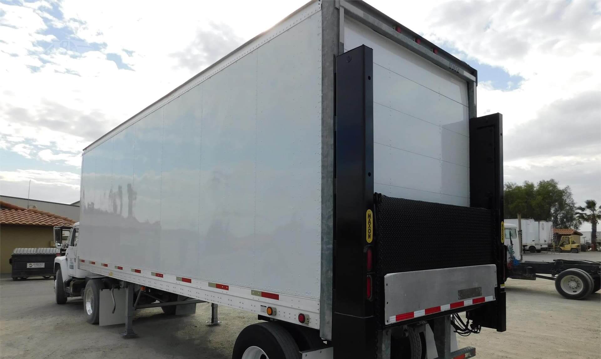 New and Used Semi-Trailers For Sale | Sennett Semi Trailer Inc ...